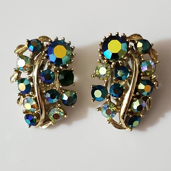 Vintage | Jewelry | Vintage Clip On Earrings Ab Aurora Borealis ...